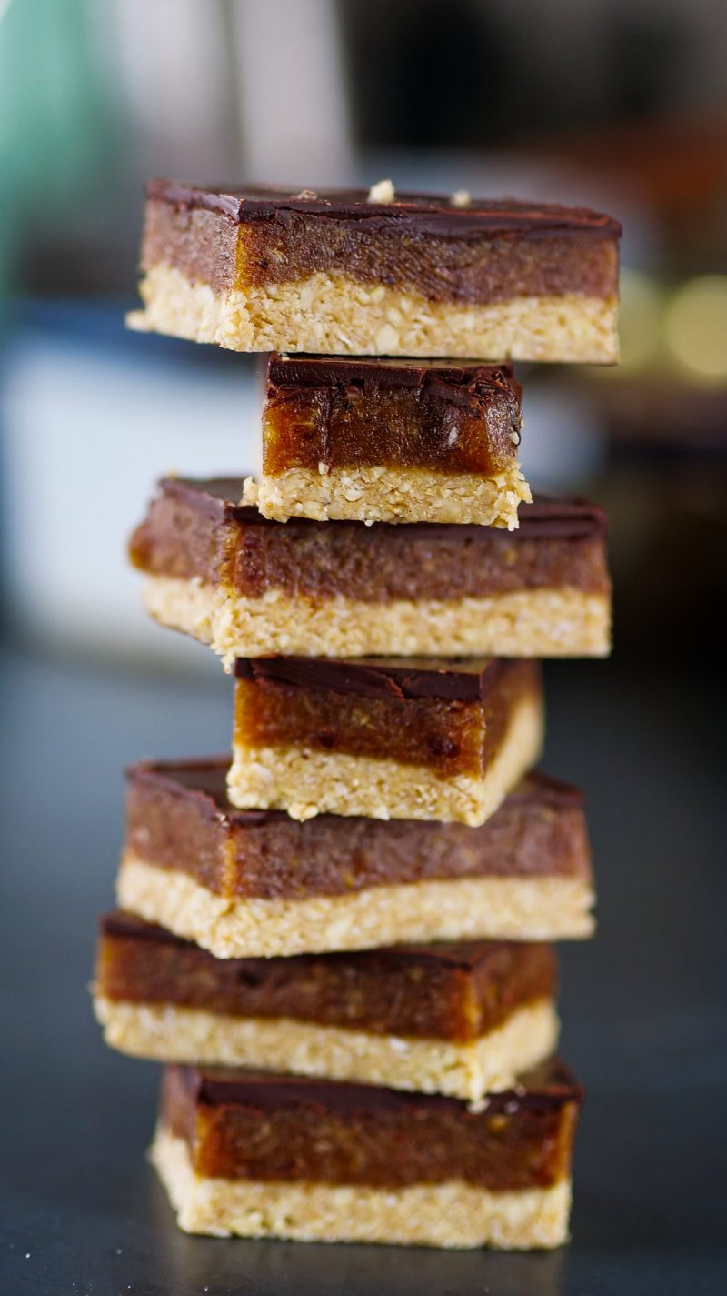 Raw Vegan Snickers Slice Recipe - Bondi Harevst