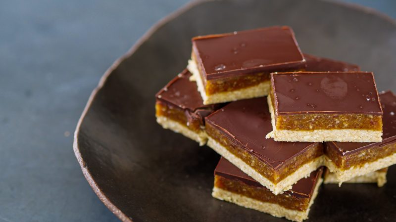 Raw Vegan Snickers Slice Recipe - Bondi Harevst